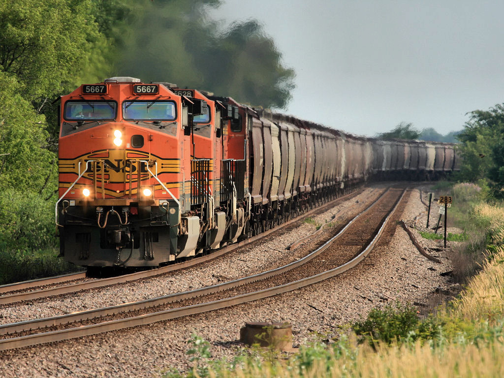 BNSF 5667